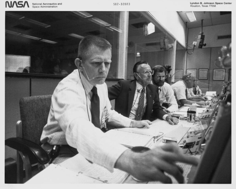 Inside the Space Shuttle Mission Control - American Essence