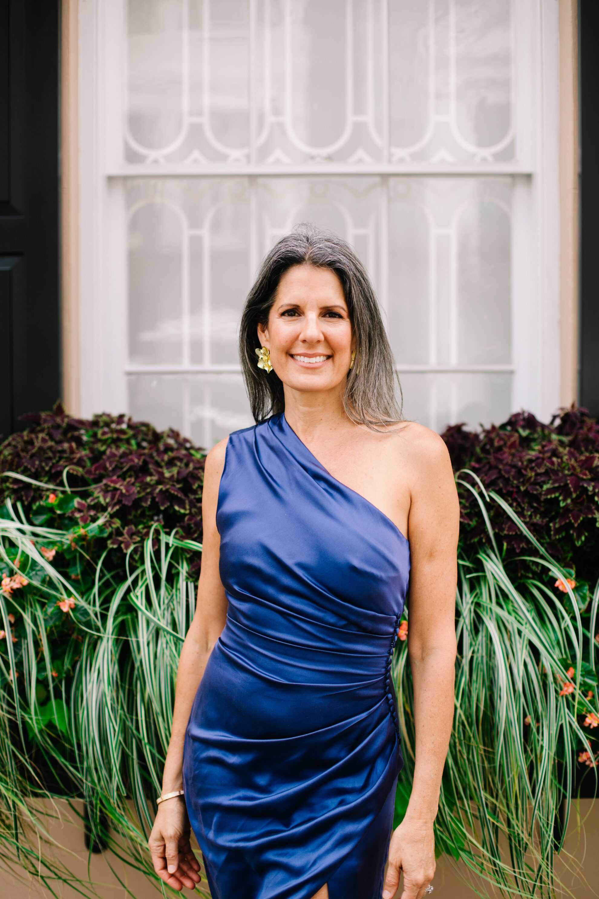 ‘Midlife Muse’ Amanda Hanson Shows Women That Being Middle-Aged Means ...